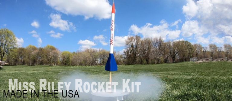 ¼ Scale Limited Edition Miss Riley Rocket Kit